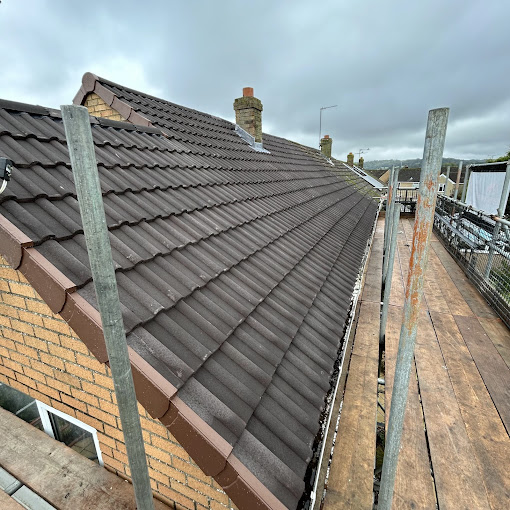 How To Identify And Repair Leaks In Pitched Roofs Gloucestershire